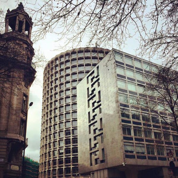 London Gay Couple City Trip: Tips for a Spring Break | Coupleofmen.com